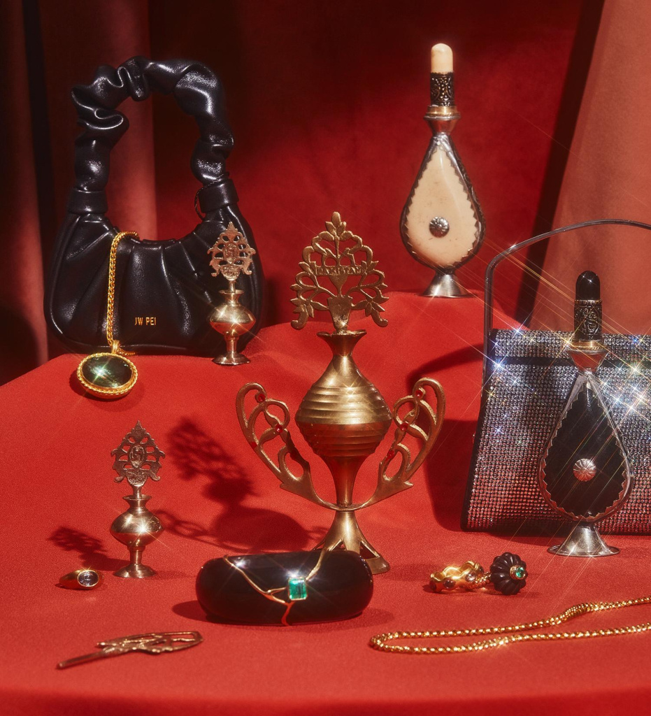 Stephanie Gonot Photo